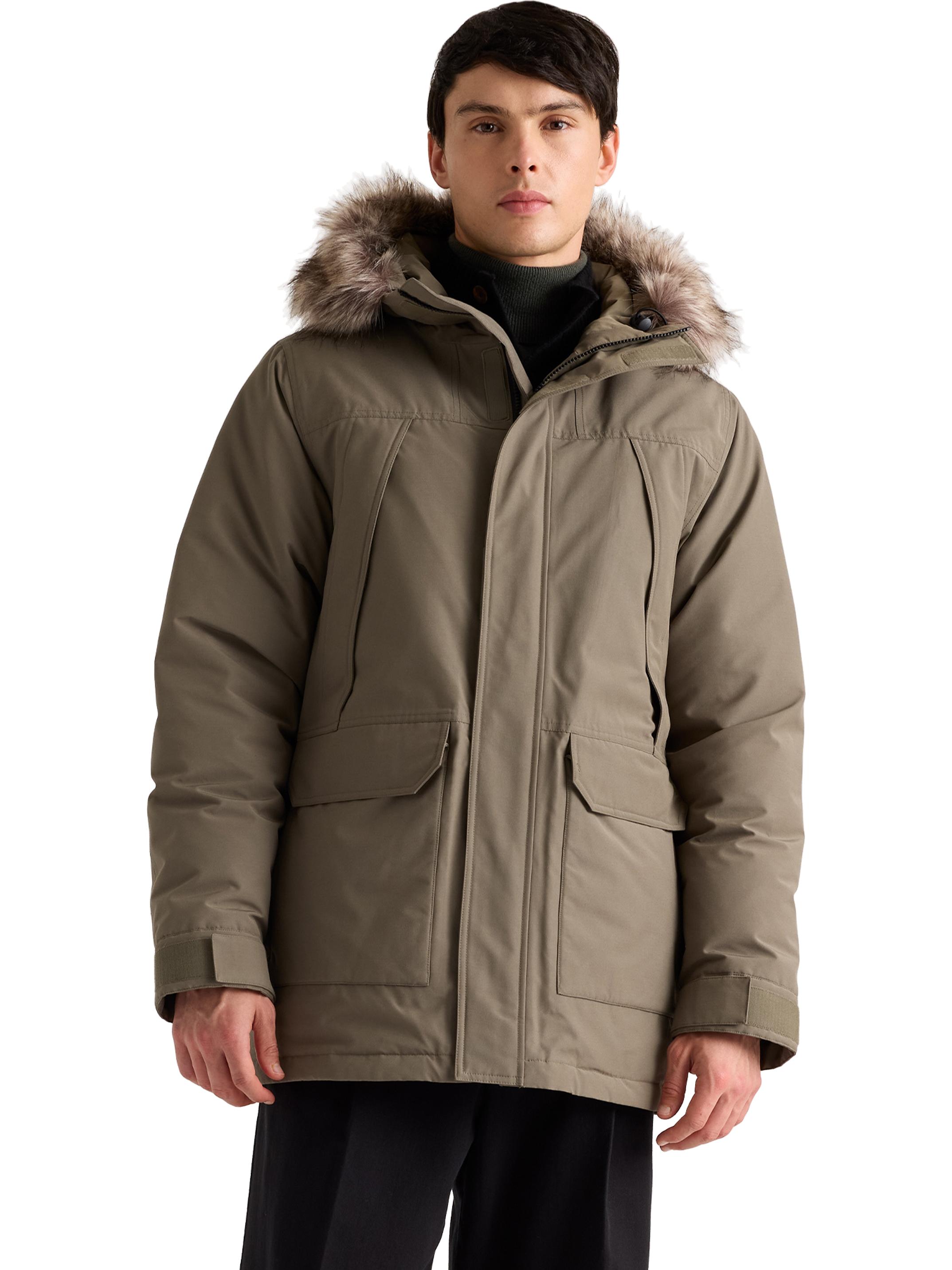 QUINCE Responsible Down Hooded Parka